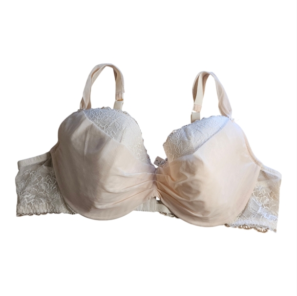 Adore Me | Intimates & Sleepwear | Adore Me Very Light Pink Lace And ...